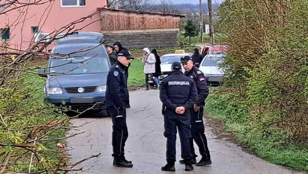 Napad u Ripnju: Ubijena devojčica, ranjene tri osobe, osumnjičeni se predao policiji nakon potere